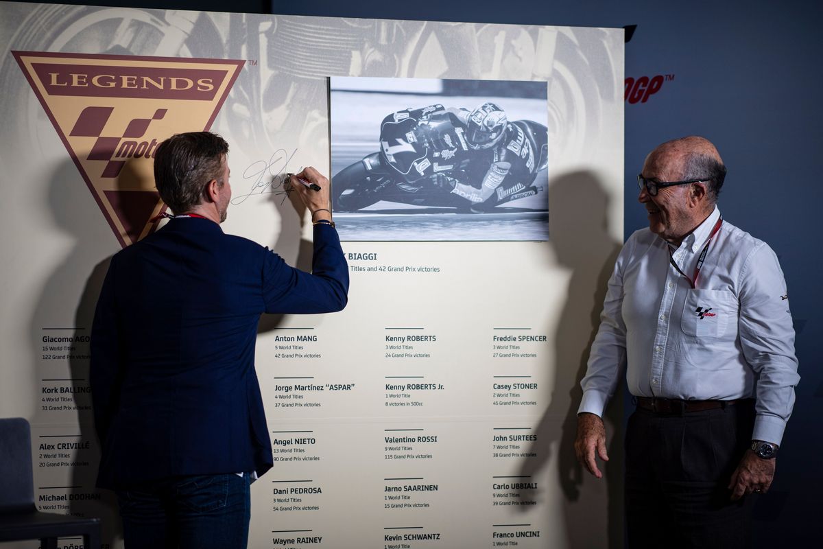 Max Biaggi nominato al Mugello “MotoGP Legend” [VIDEO]