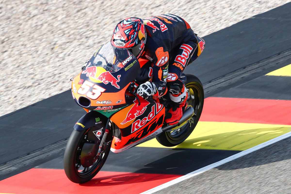 Moto3 | Gp Germania Gara: Oncu piega Sasaki