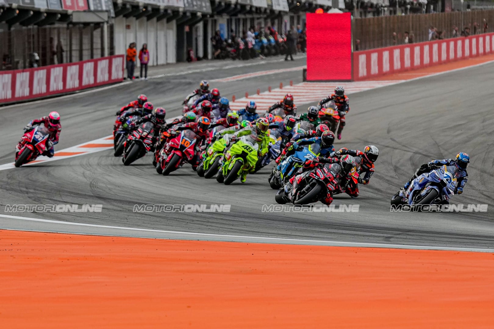 MotoGP | GP Valence 2025 : la Course LIVE (en direct et photos)